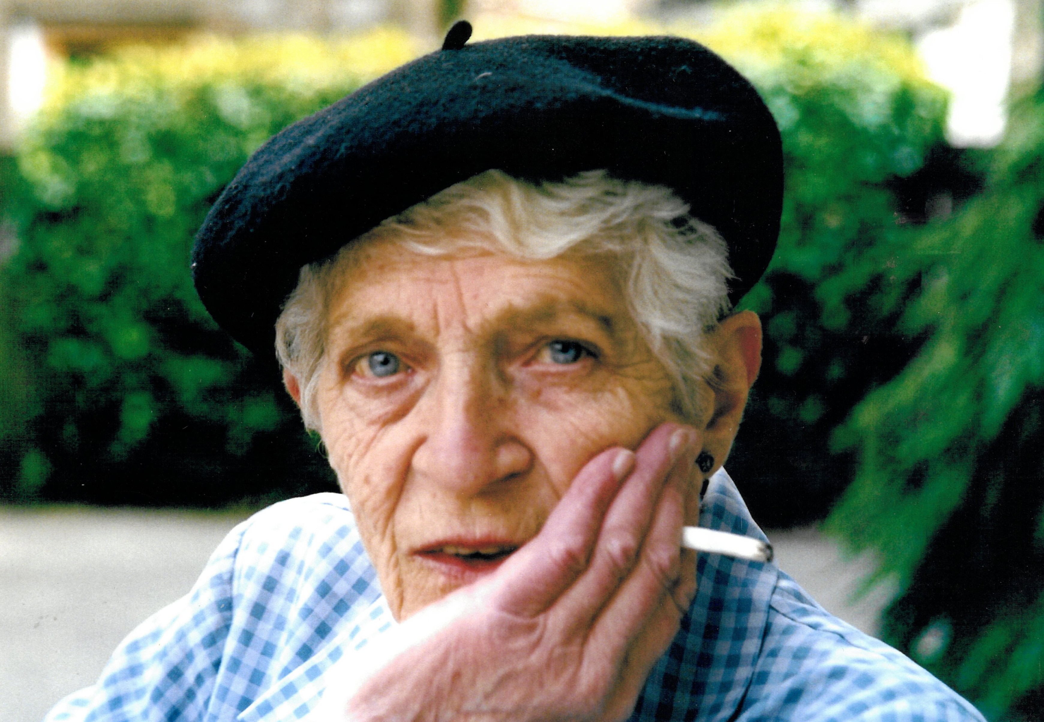 Monica Young: Master Potter | Tennants Auctioneers