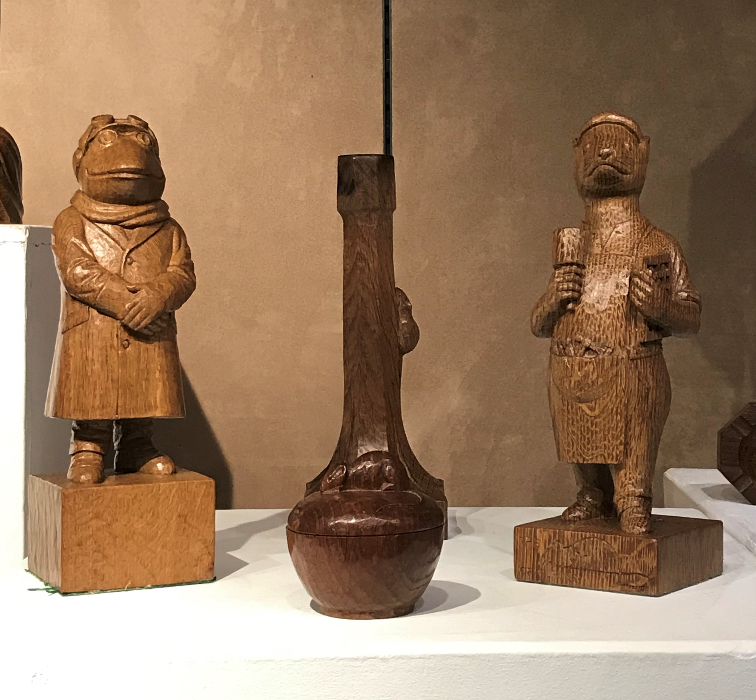 Galleries & Displays | Tennants Auctioneers